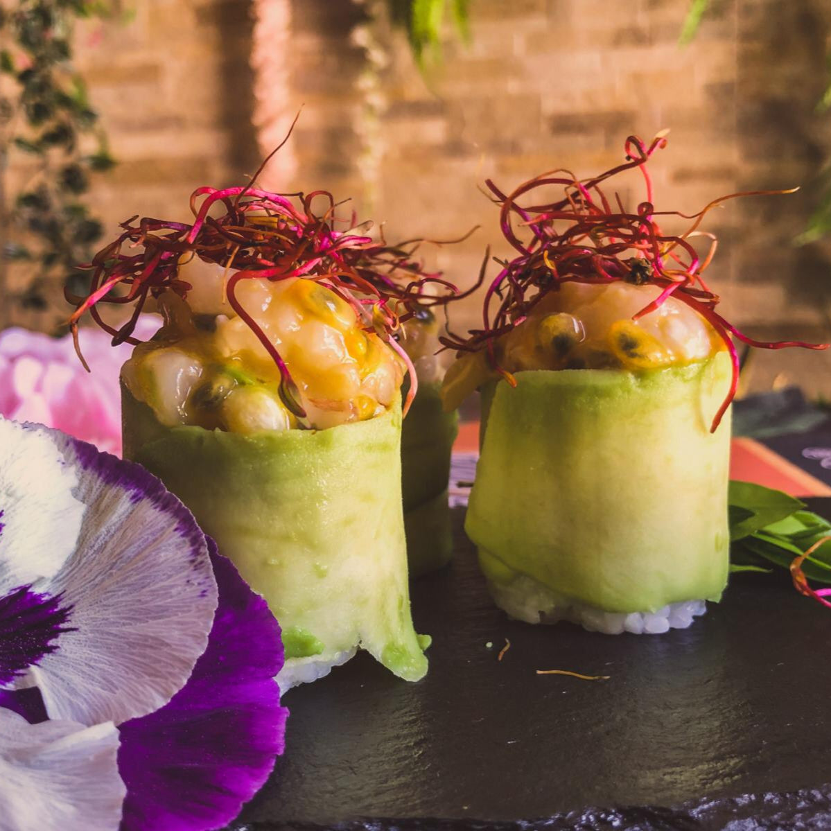 Gunkan avocado | Sushi a domicilio | Rolinho – Rolinho Sushi Fusion